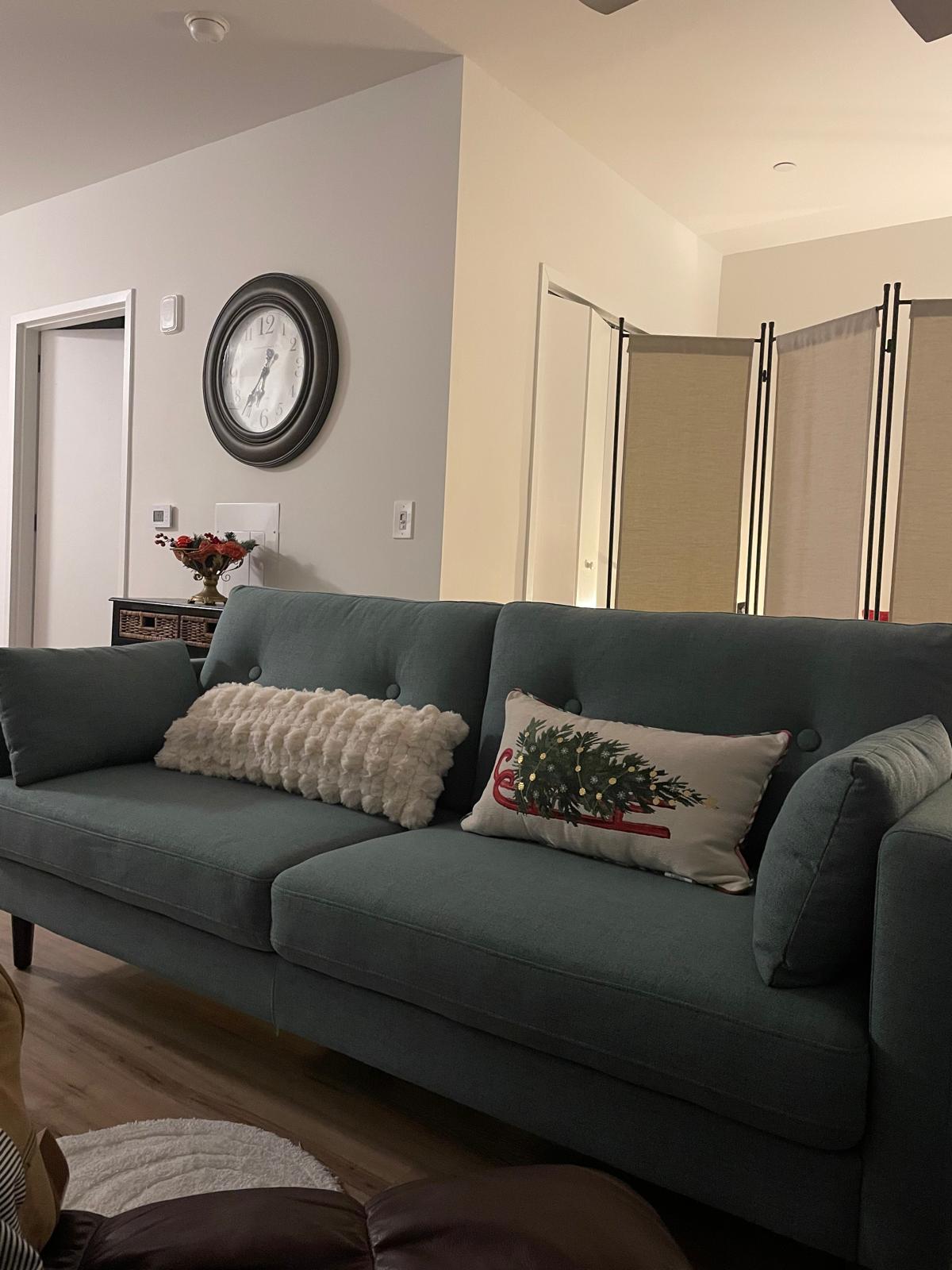 700 – 850 Square Foot – AH Profesional Cleaning